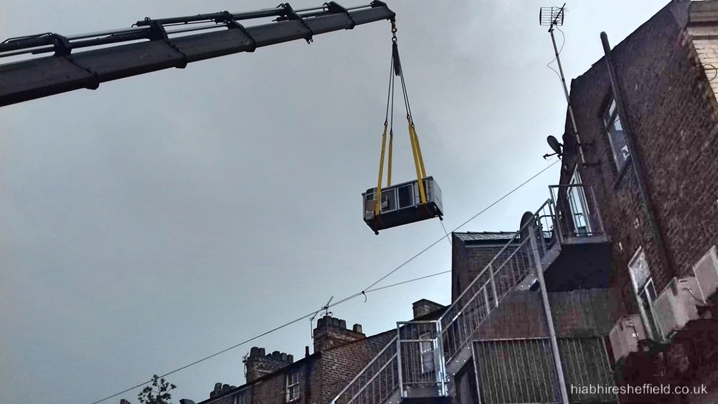 Hiab Hire Gallery Portfolio: Portable Cabins & Containers & Boats ...