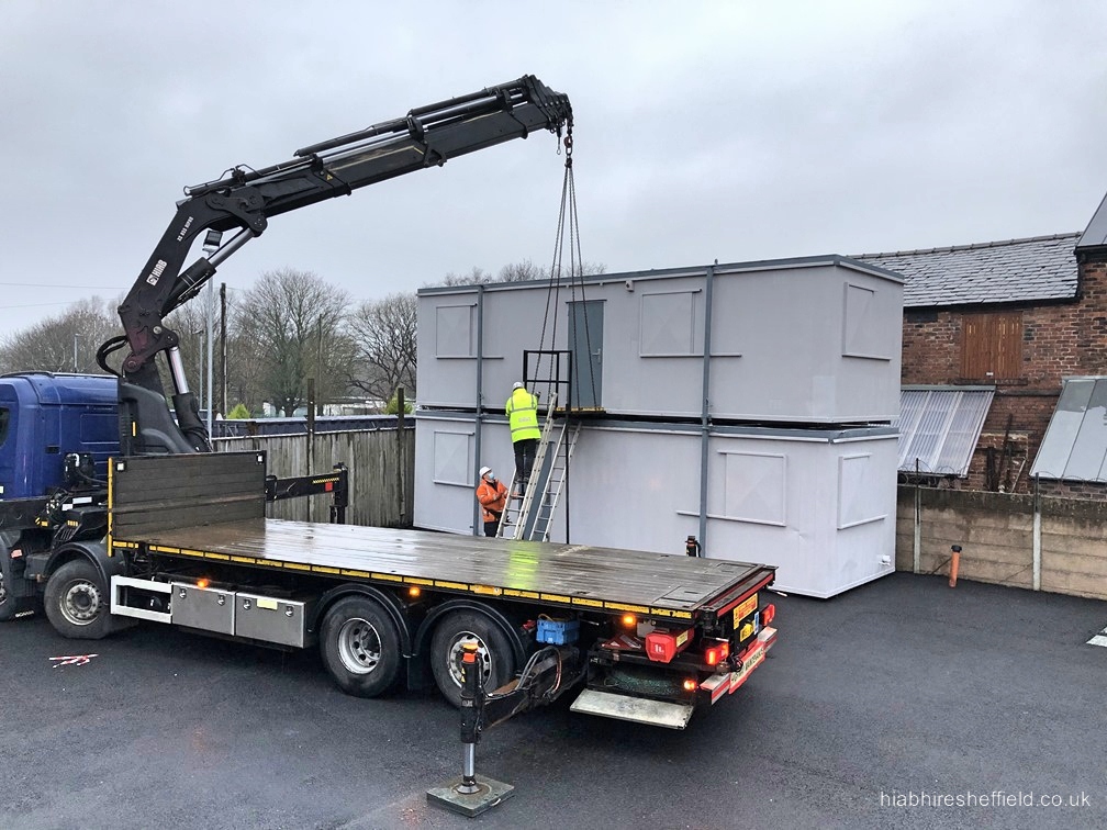 Hiab Hire Gallery Portfolio: Portable Cabins & Containers & Boats ...